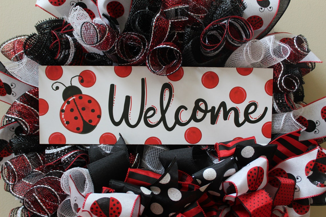 Ladybug Welcome Wreath - Etsy