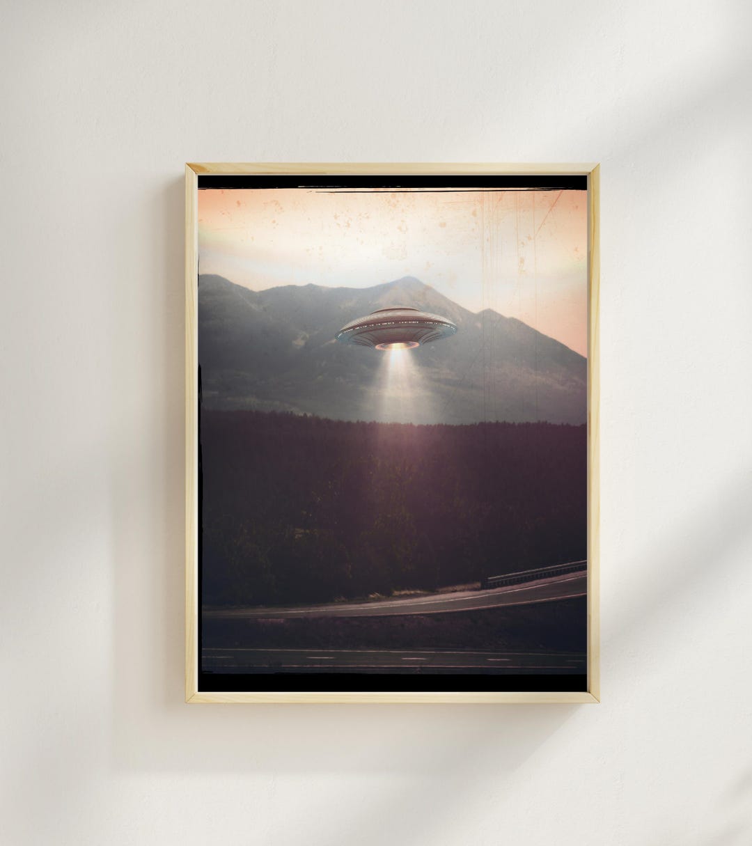UFO Polaroid Wall Art Print: Celestial Alien Sci-fi Home Decor - Etsy