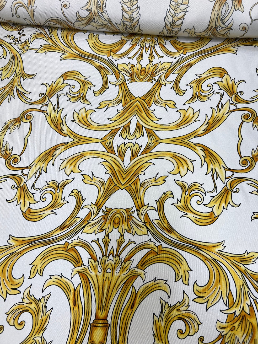 Italian Pure Silk Twill High Quality Premium Designer Fabric/ Exclusive ...
