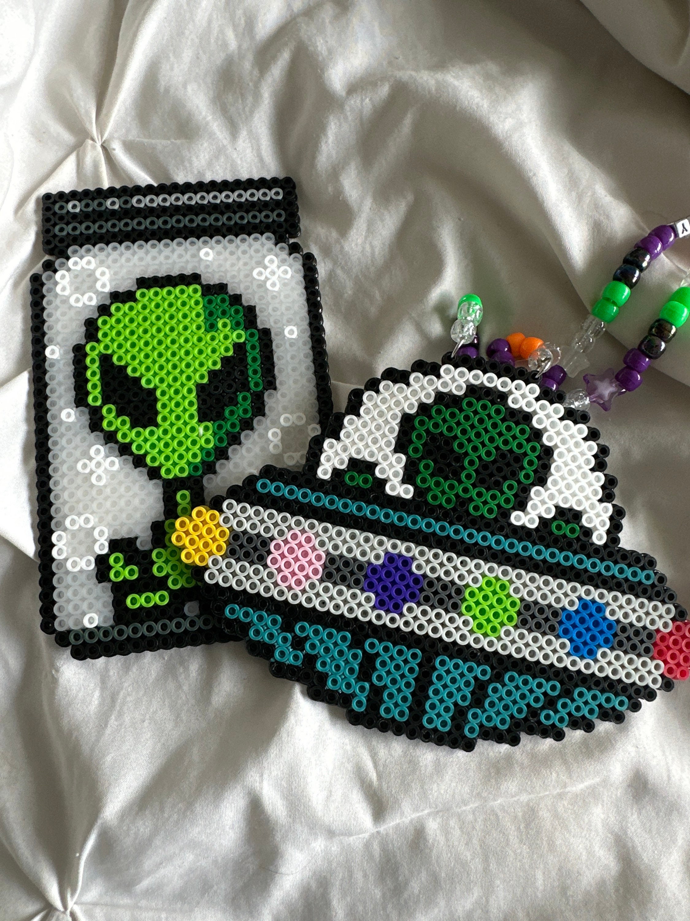 Alien Perlers - Etsy