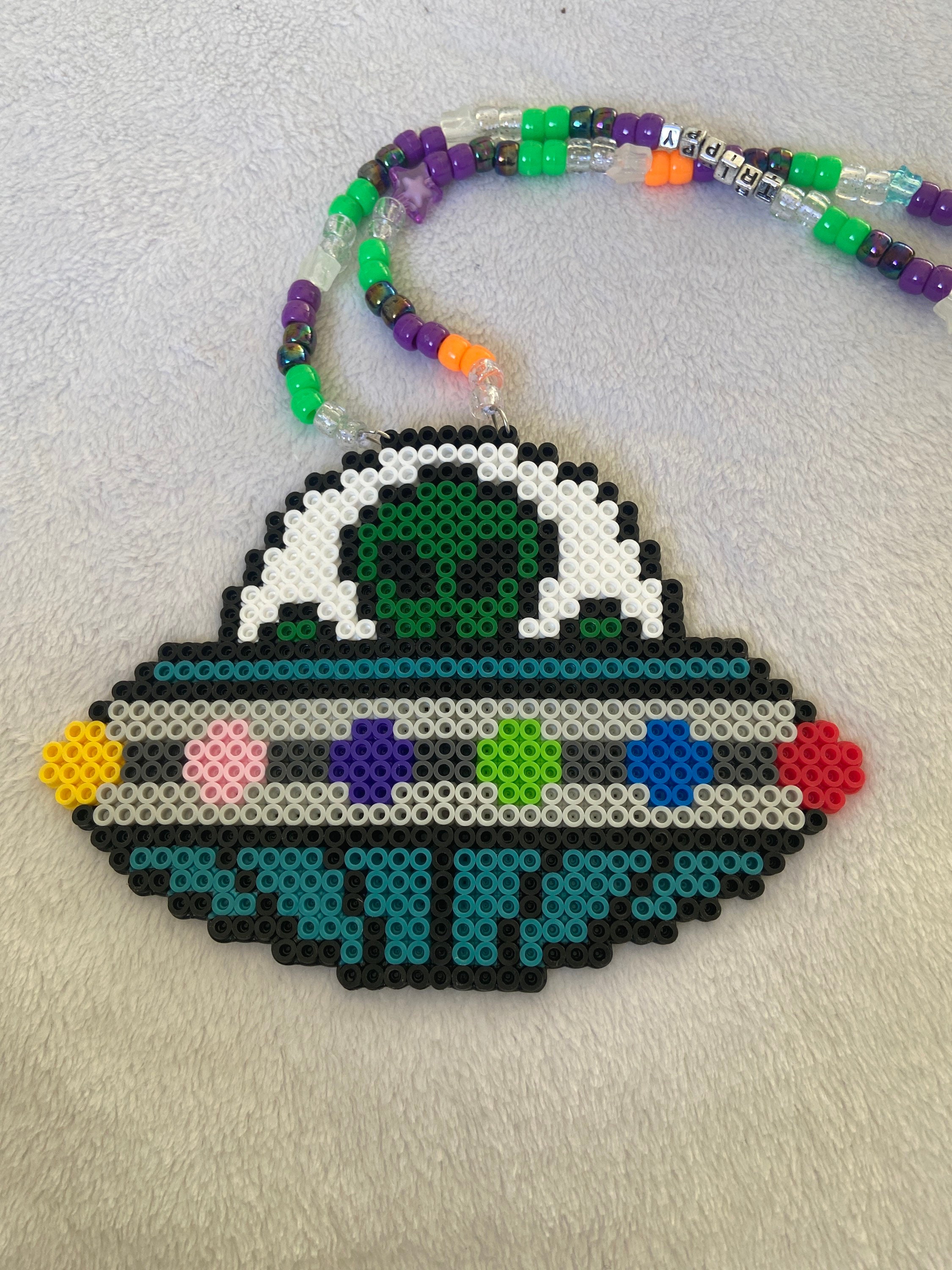 Alien Perlers - Etsy