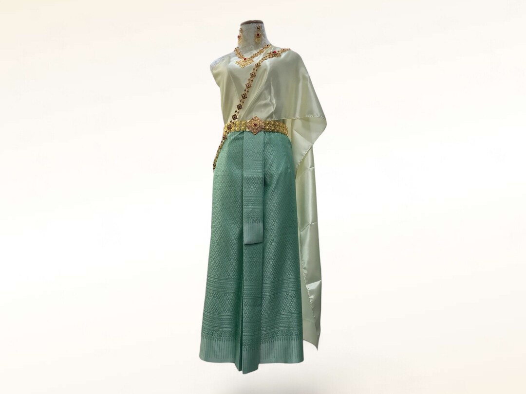 Elegant Thai Sarong Dress Set: Traditional Cultural Outfit for ...
