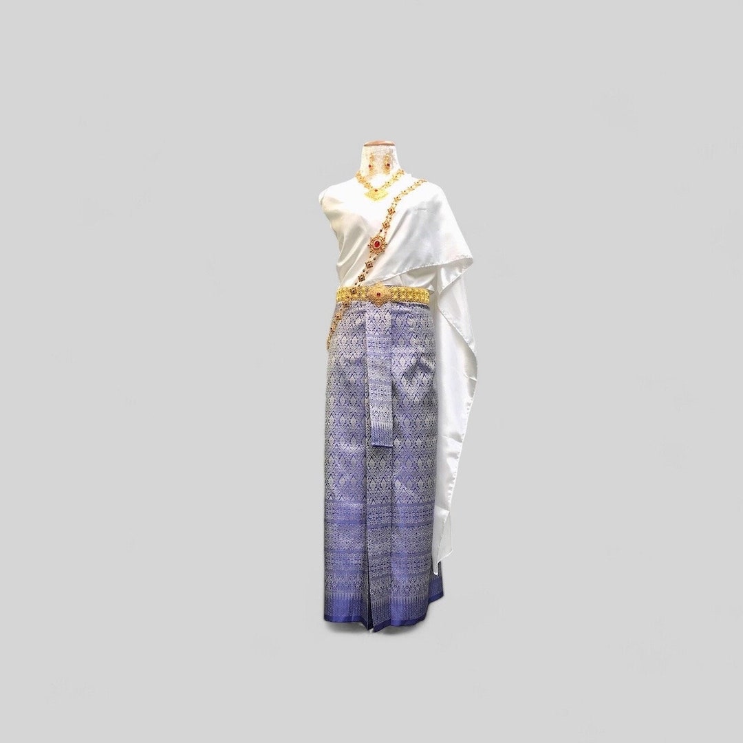 Elegant Blue & White Thai Wedding Dress Set: Traditional Bride Outfit ...
