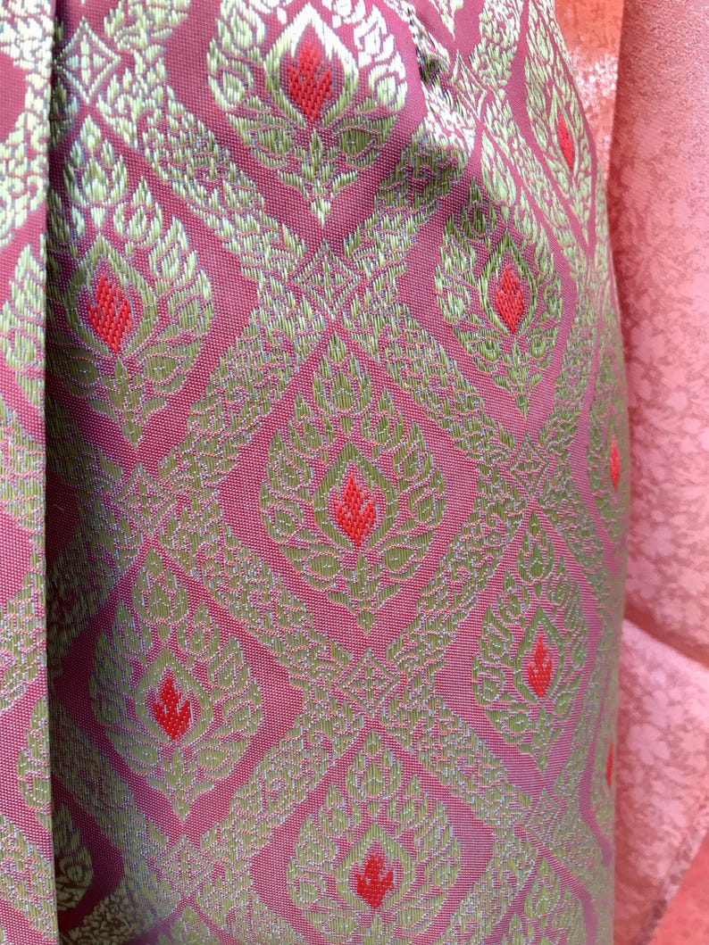 Thai Dress Set: Jacquard Sash & Sarong - Artificial Silk (24-45" Waist ...