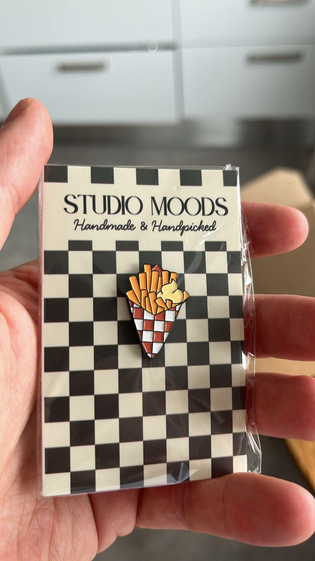 French Fries Enamel Pin – Cute Cone With Mayo, Durable Metal Lapel Pin ...