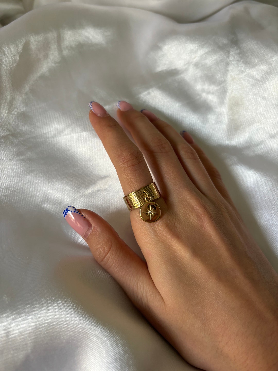Golden Amalia Ring - Etsy