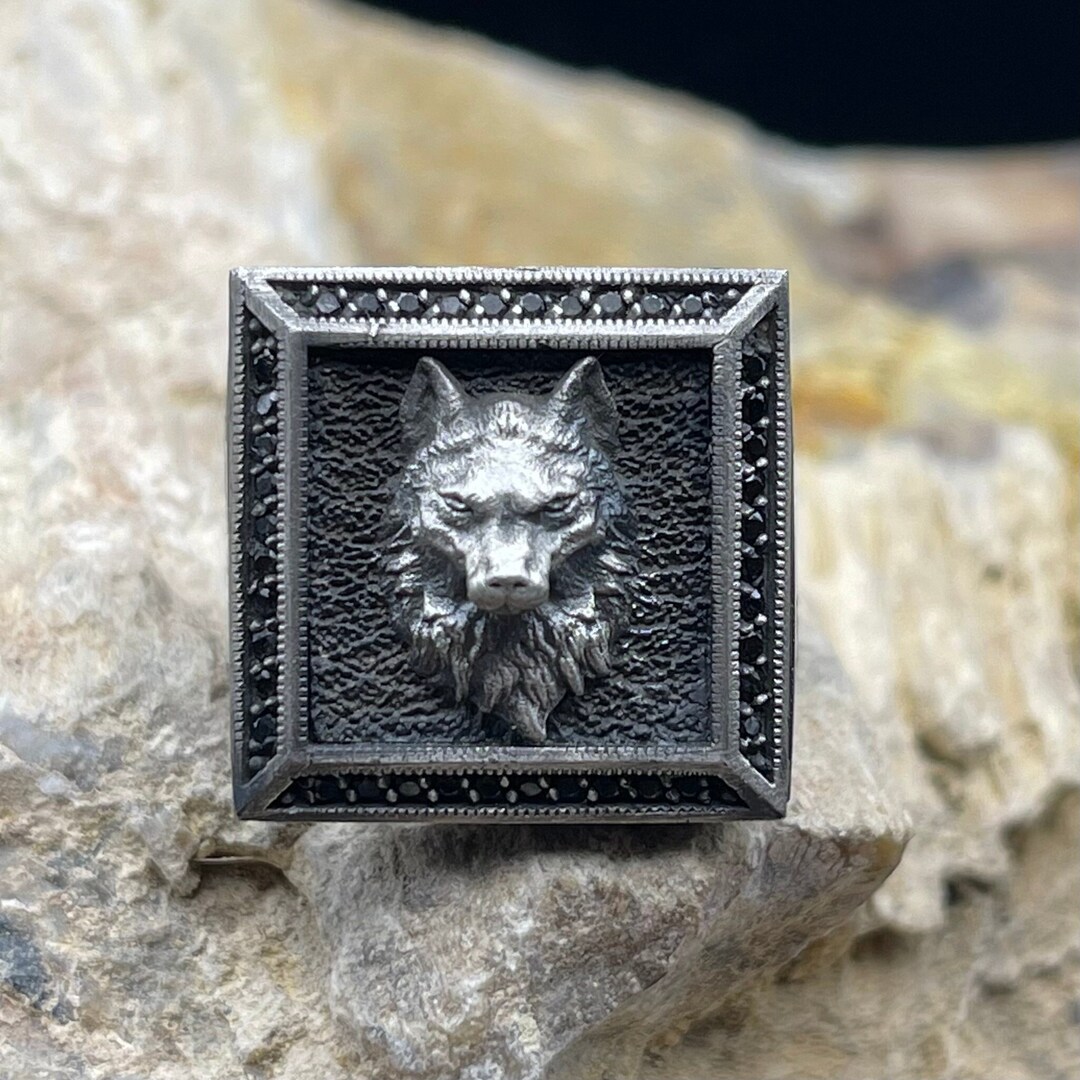 Wolf Square Signet Ring, Silver Wolf Head Ring, Silver Animal Signet ...