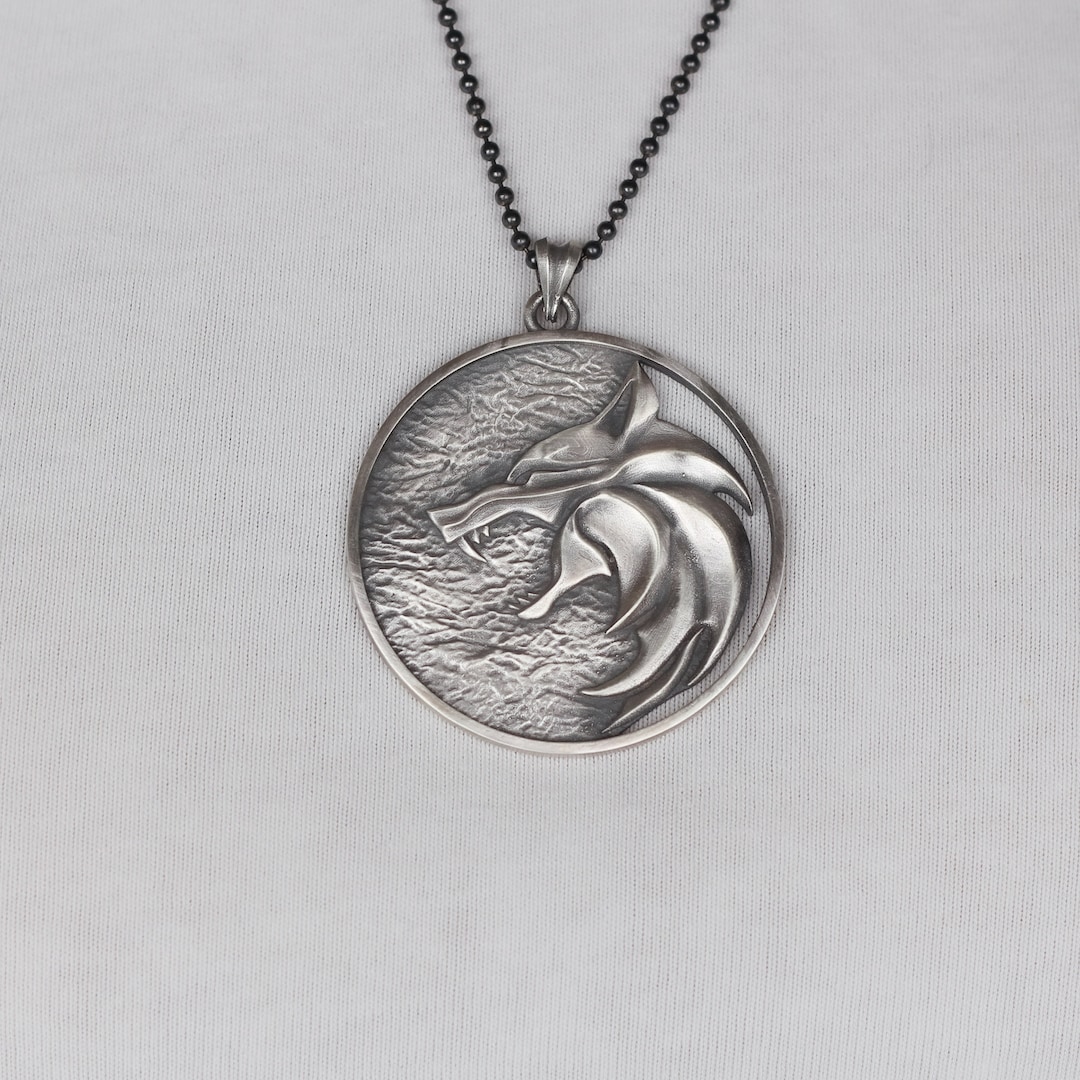 Geralt Medallion Necklace, the Witcher Necklace, Witcher Wolf Necklace ...