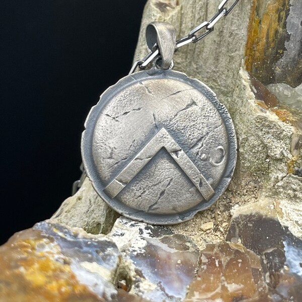 Sterling Silver Spartan Shield Pendant - Etsy