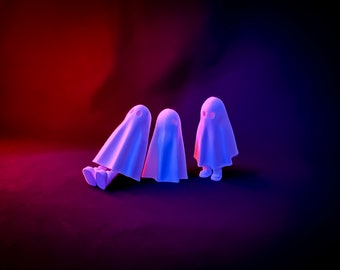 3D Printed Ghost Figure With Retractable Legs Unique Stand-up ...