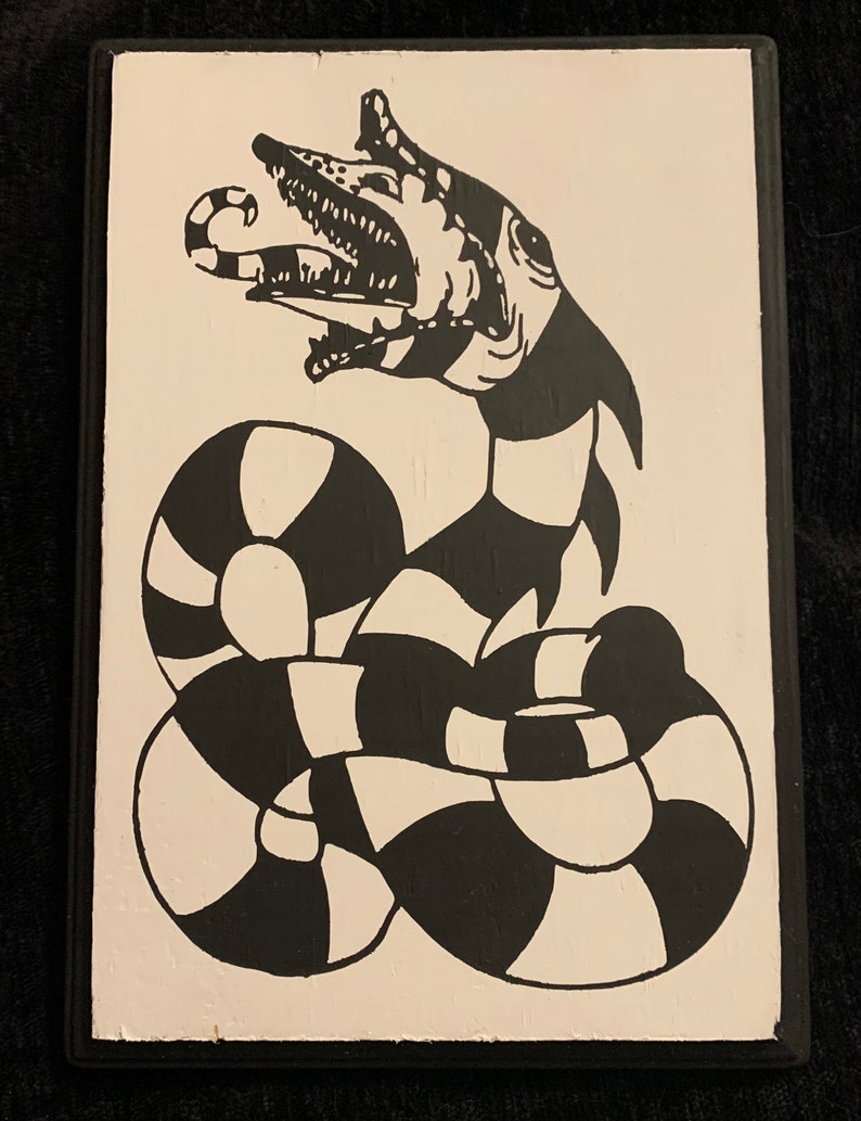 Beetlejuice, Sandworm, Tim Burton, Gothic Decor, Gallery Wall - Etsy