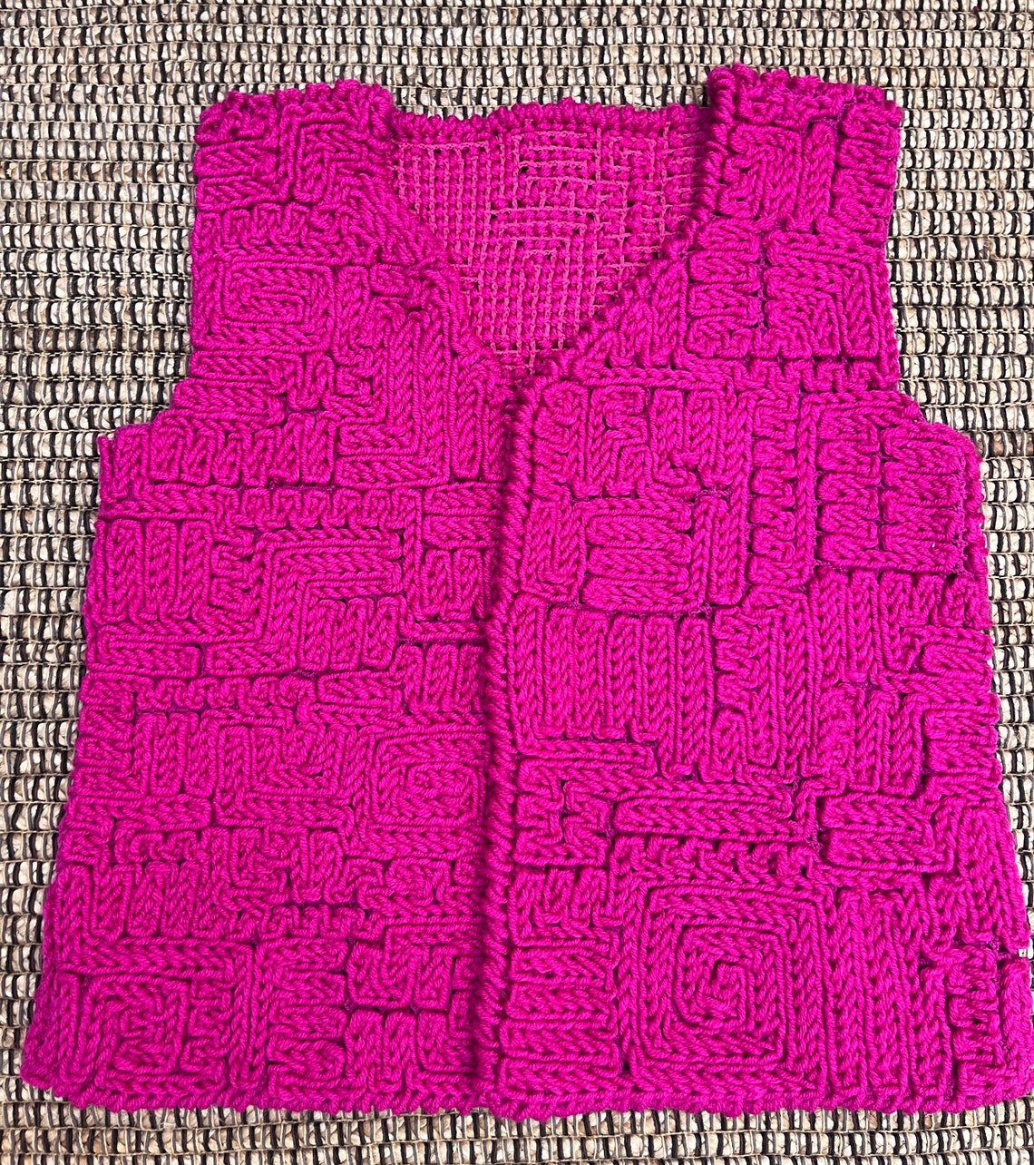 Elevate Your Wardrobe With This Trendy Crochet Vest Pattern Beginner ...