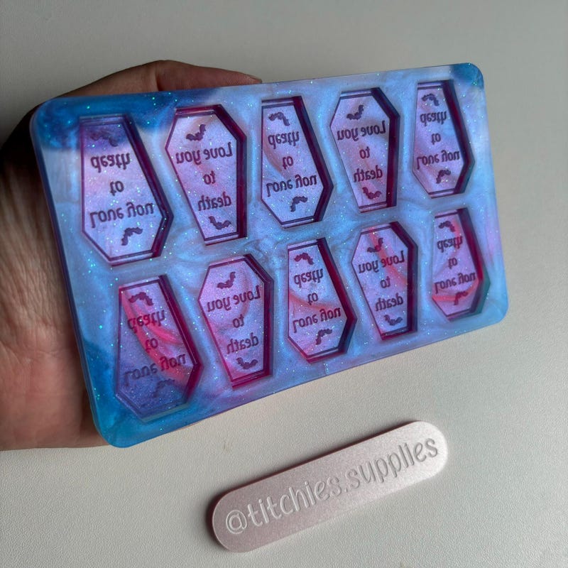 Gothic Valentines Mold - Etsy UK