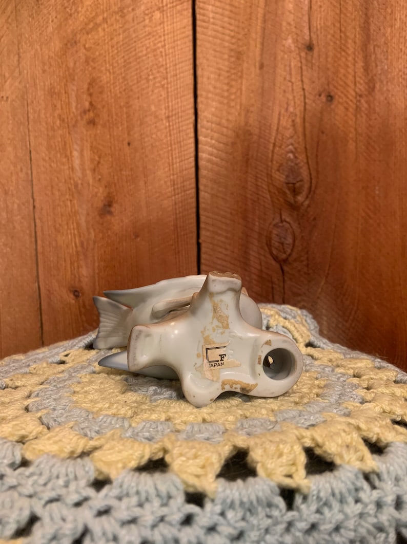 Vintage Ceramic Bird Pen Holder With 2 Avon Fountain Pen Perfume ...
