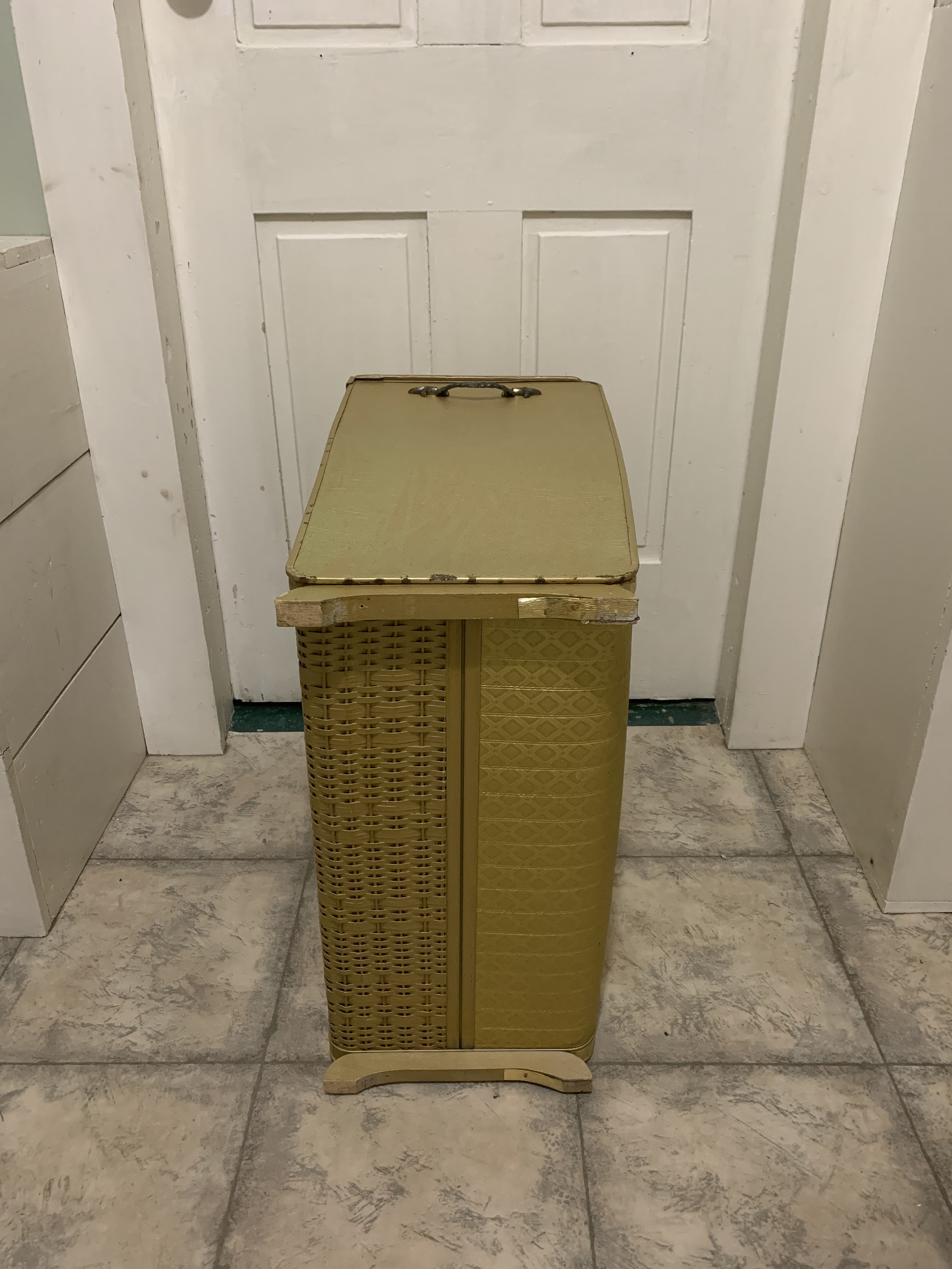 Pearl- Wick Clothes Hamper | Hollywood Regency Gold Vinyl Wicker Hamper ...