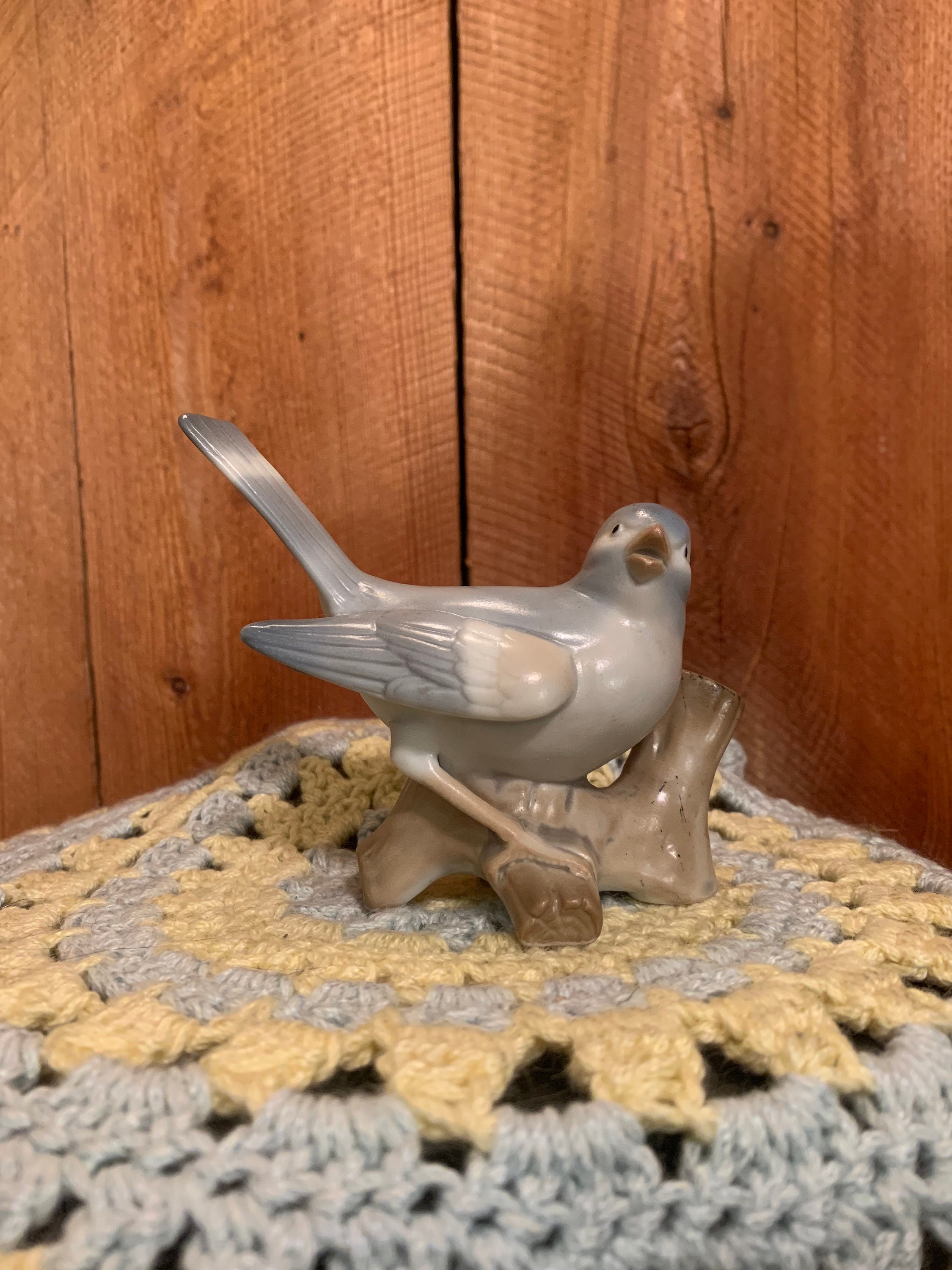 Vintage Ceramic Bird Pen Holder With 2 Avon Fountain Pen Perfume ...