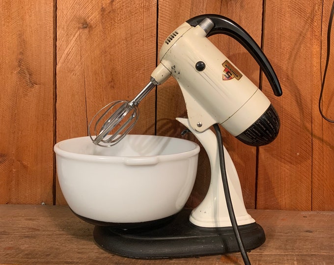 Restored 1950s Sunbeam Mixmaster: Vintage White & Black Stand Mixer ...