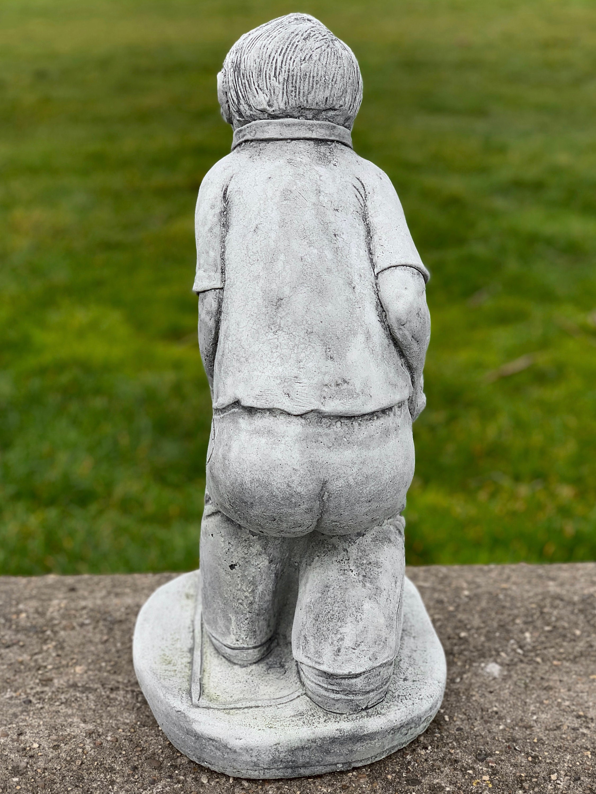 Man With a Ball Statue Father Cricket Player Figurine Concrete Home ...