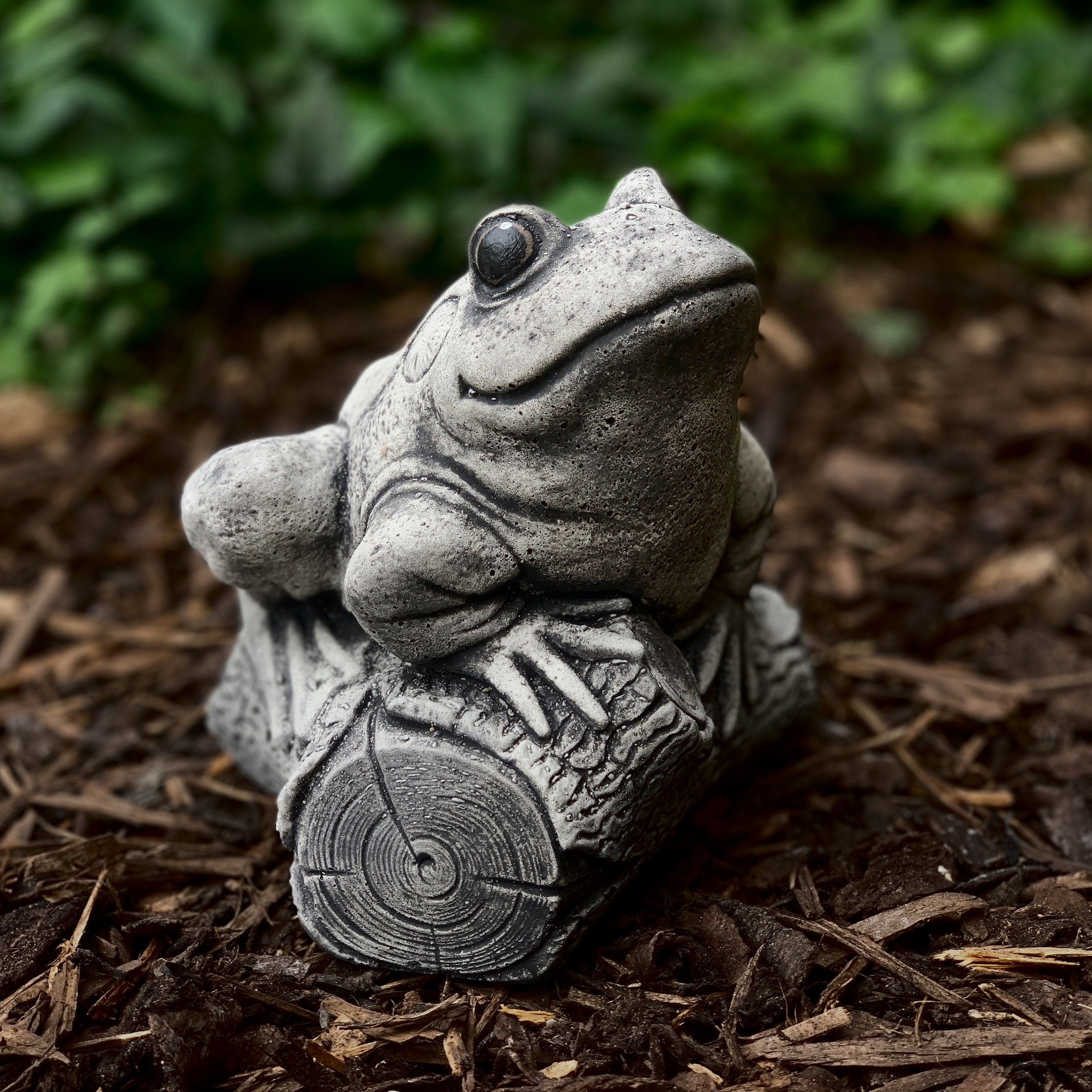 Frog Garden Statue Cute Frog Ornament Cement Frog Decoration Outdoor ...