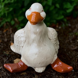 Funny Sitting Duck Statue Smiling Duck Sculpture Vintage Duck - Etsy