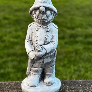Concrete Fireman Statue Stone Firefighter Figurine Home and Garden ...