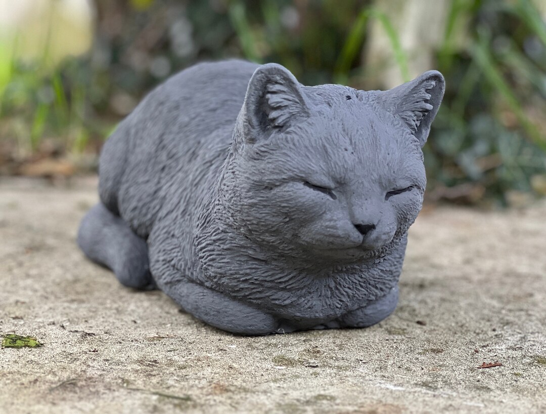 Realistic Grey Cat Statue Concrete Halloween Sculpture Garden Sleeping ...