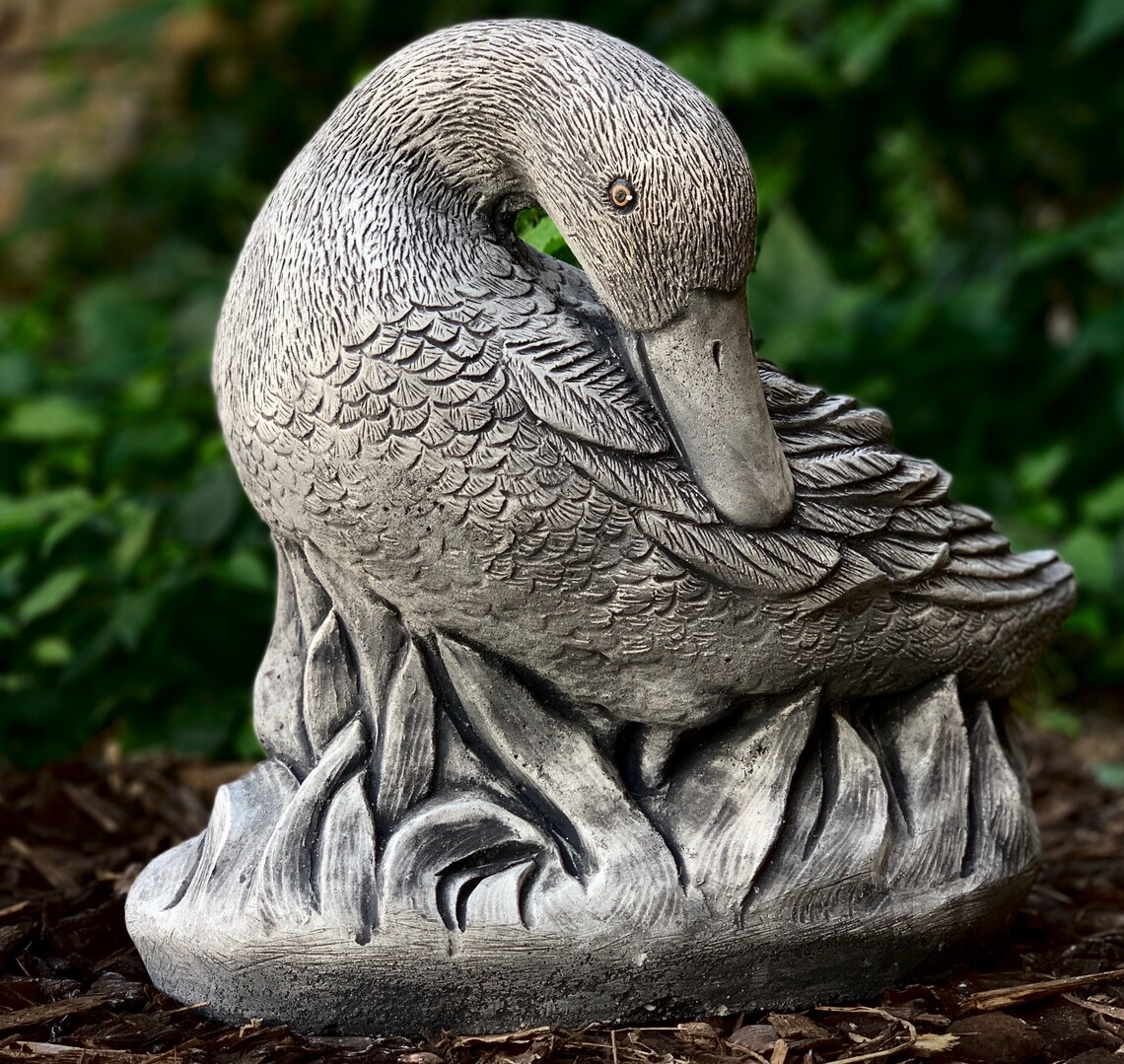 Realistic Goose Figure Cute Goose Sculpture Garden Goose Ornament ...