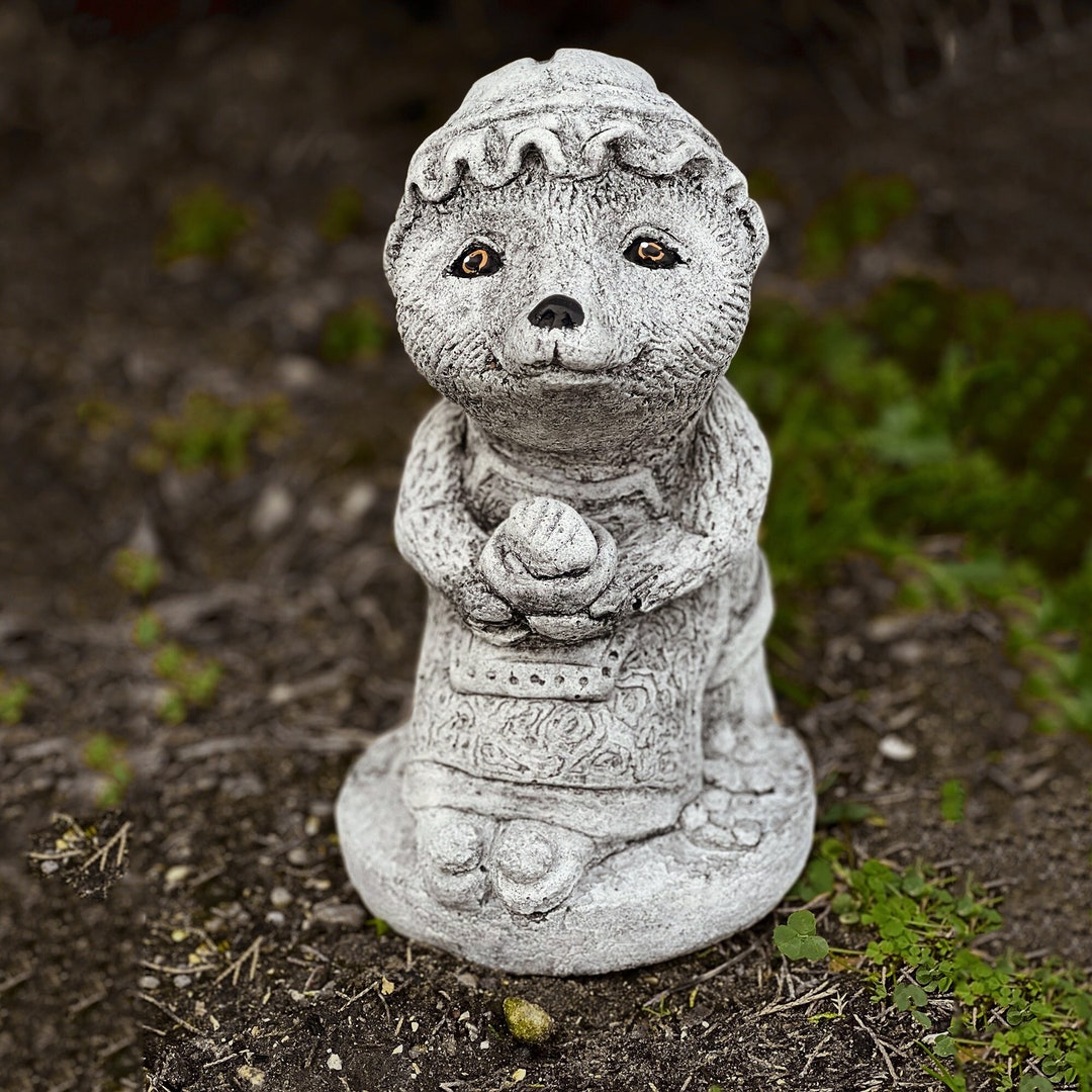 Concrete Garden Decoration Stone Mole Figurine Outdoor Cement Ornament ...