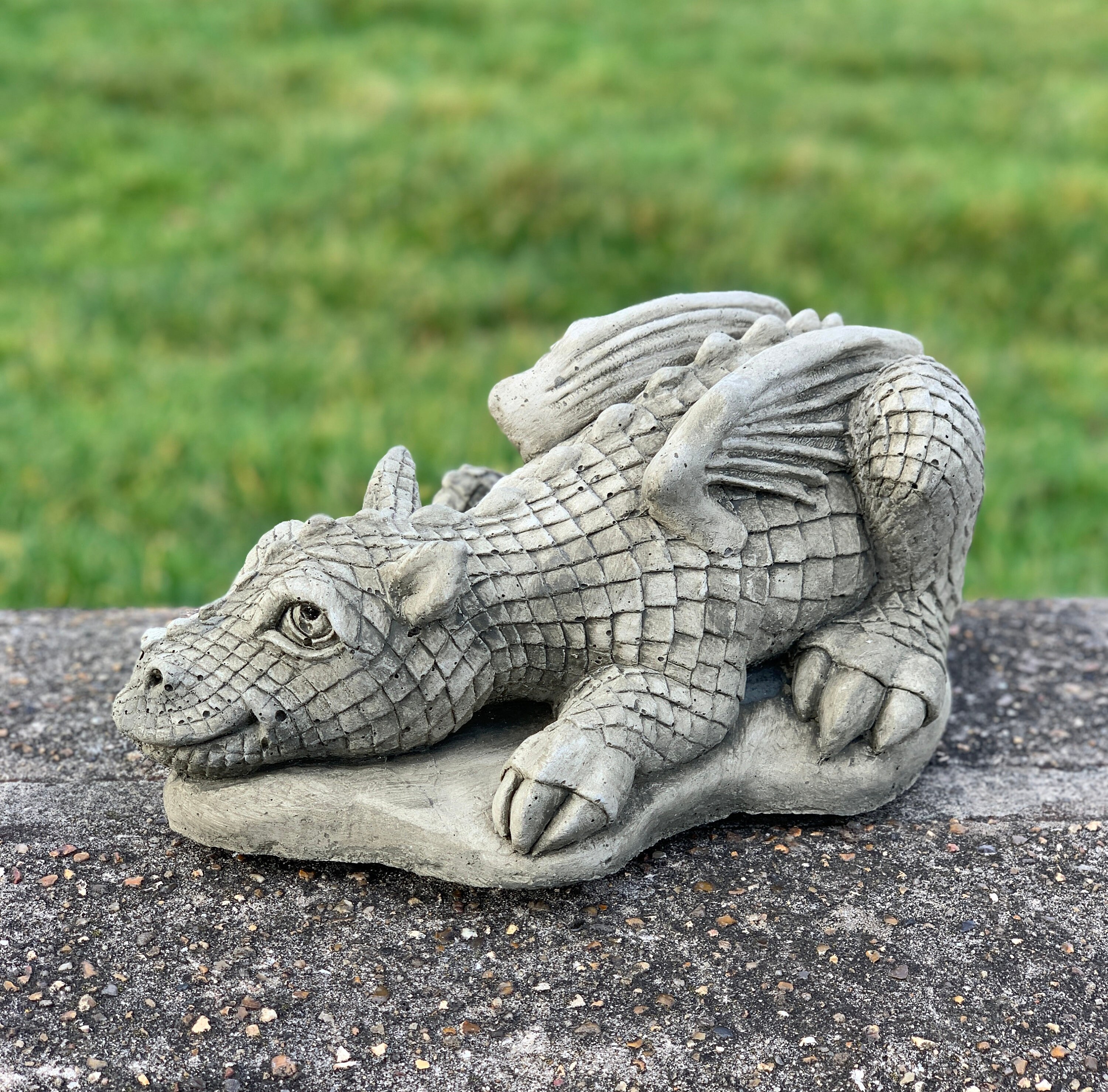 Cute Baby Dragon Statue Concrete Winged Dragon Sculpture Garden Cement ...