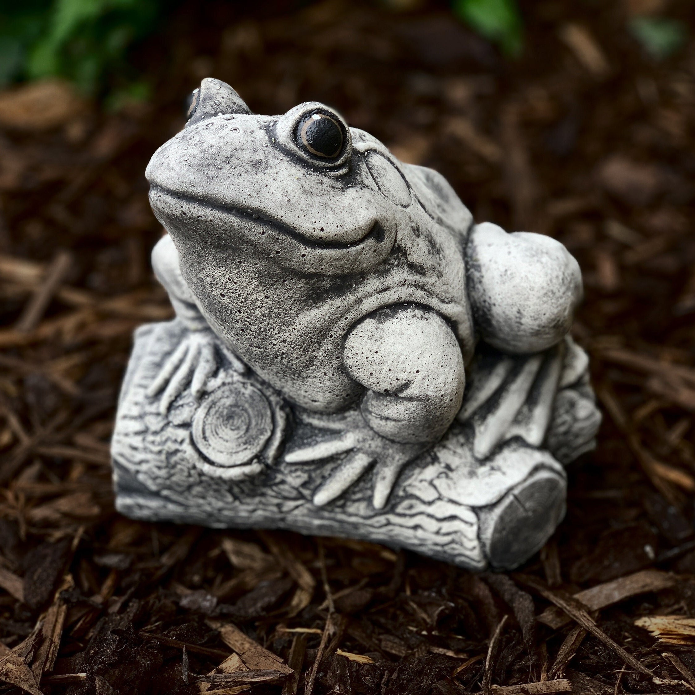 Frog Garden Statue Cute Frog Ornament Cement Frog Decoration Outdoor ...