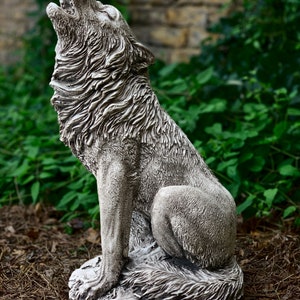 Stone Massive Wolf Statue Concrete Wolf Sculpture Handmade Wolf ...