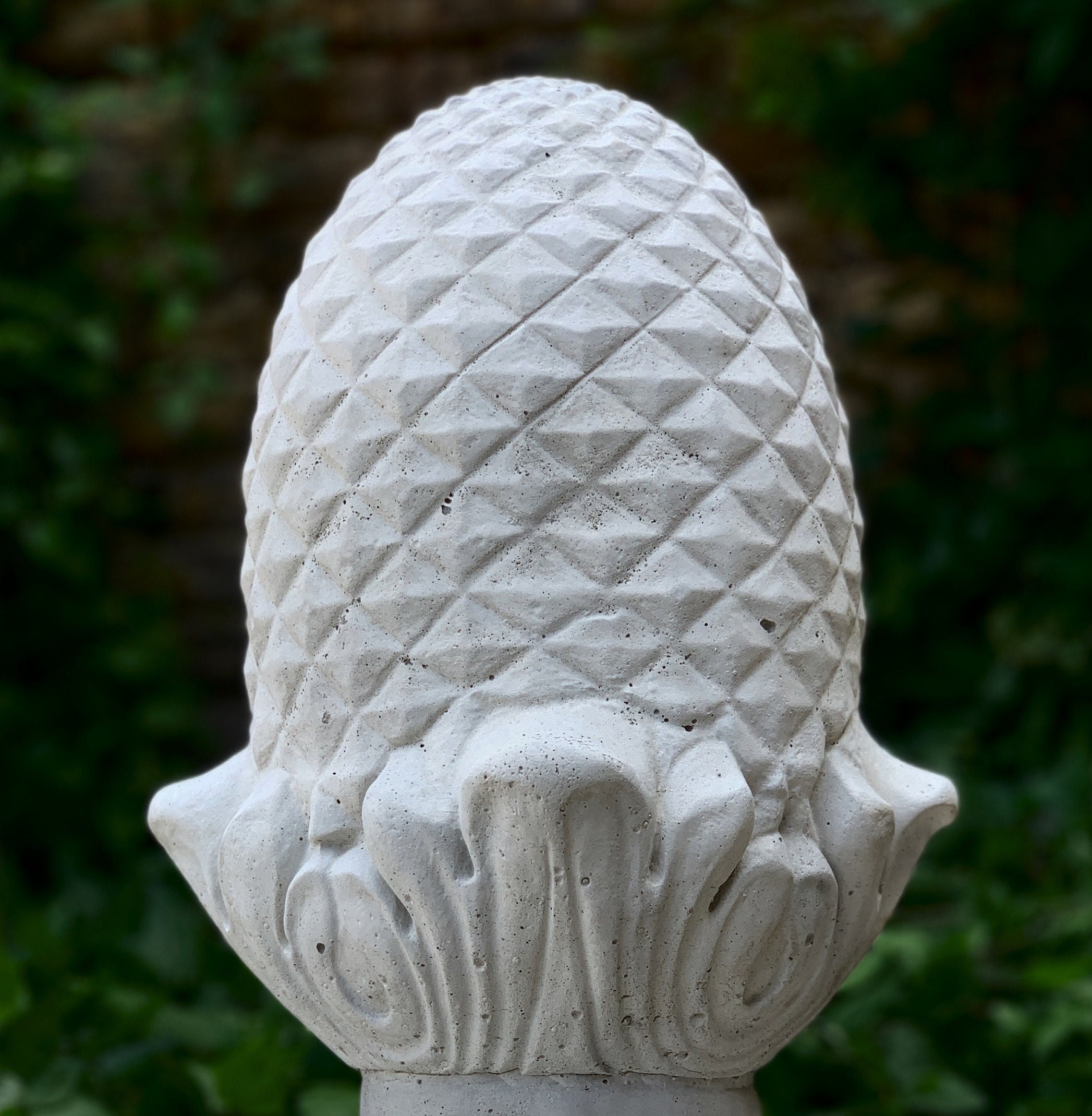 Large Acorn Statue Garden Acorn Figure Outdoor Acorn Decoration Cement ...