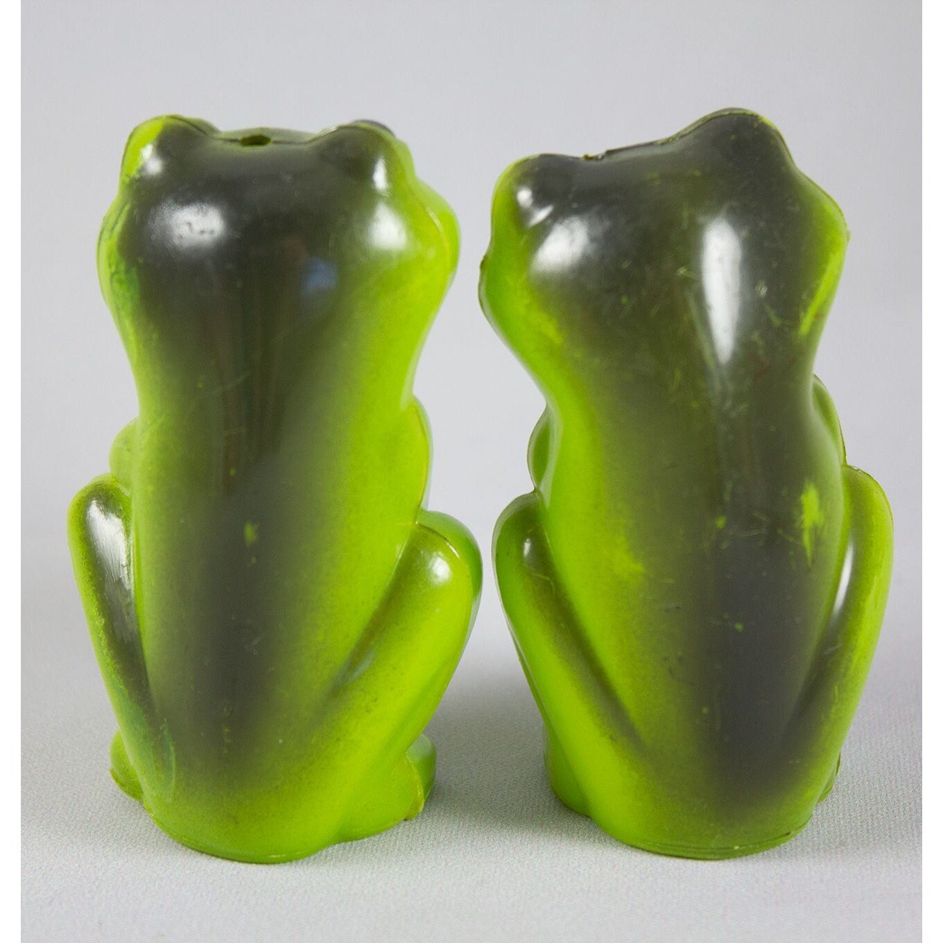 Vtg Hard Plastic Frogs Salt and Pepper Shaker Set Hong Kong Kitsch ...