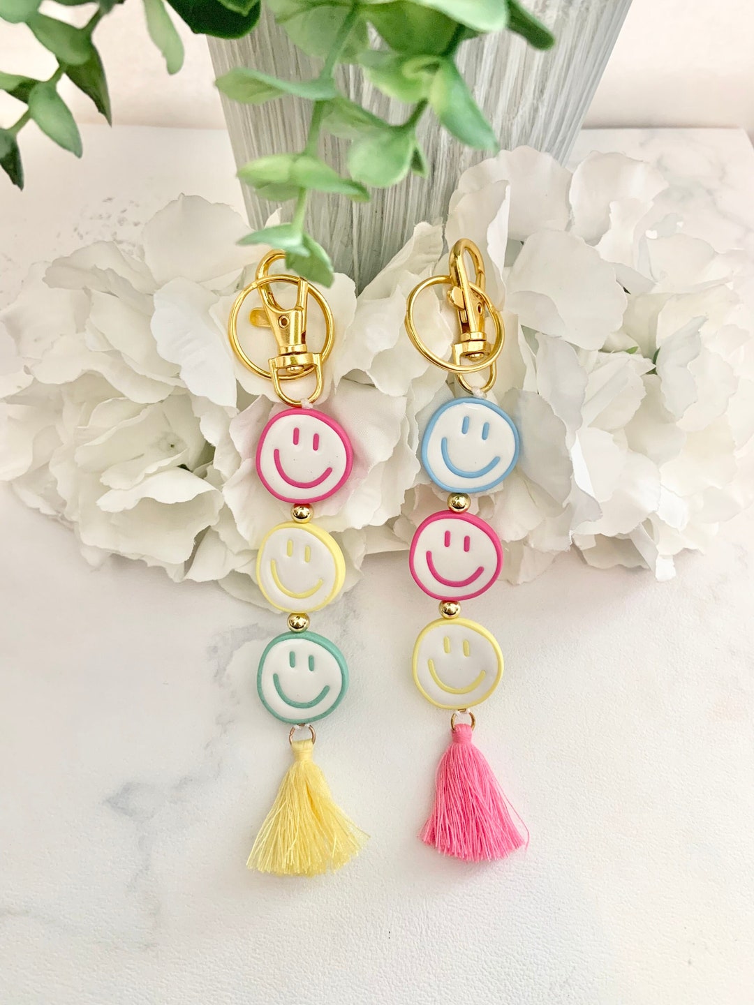 Smiley Face Keychain - Etsy