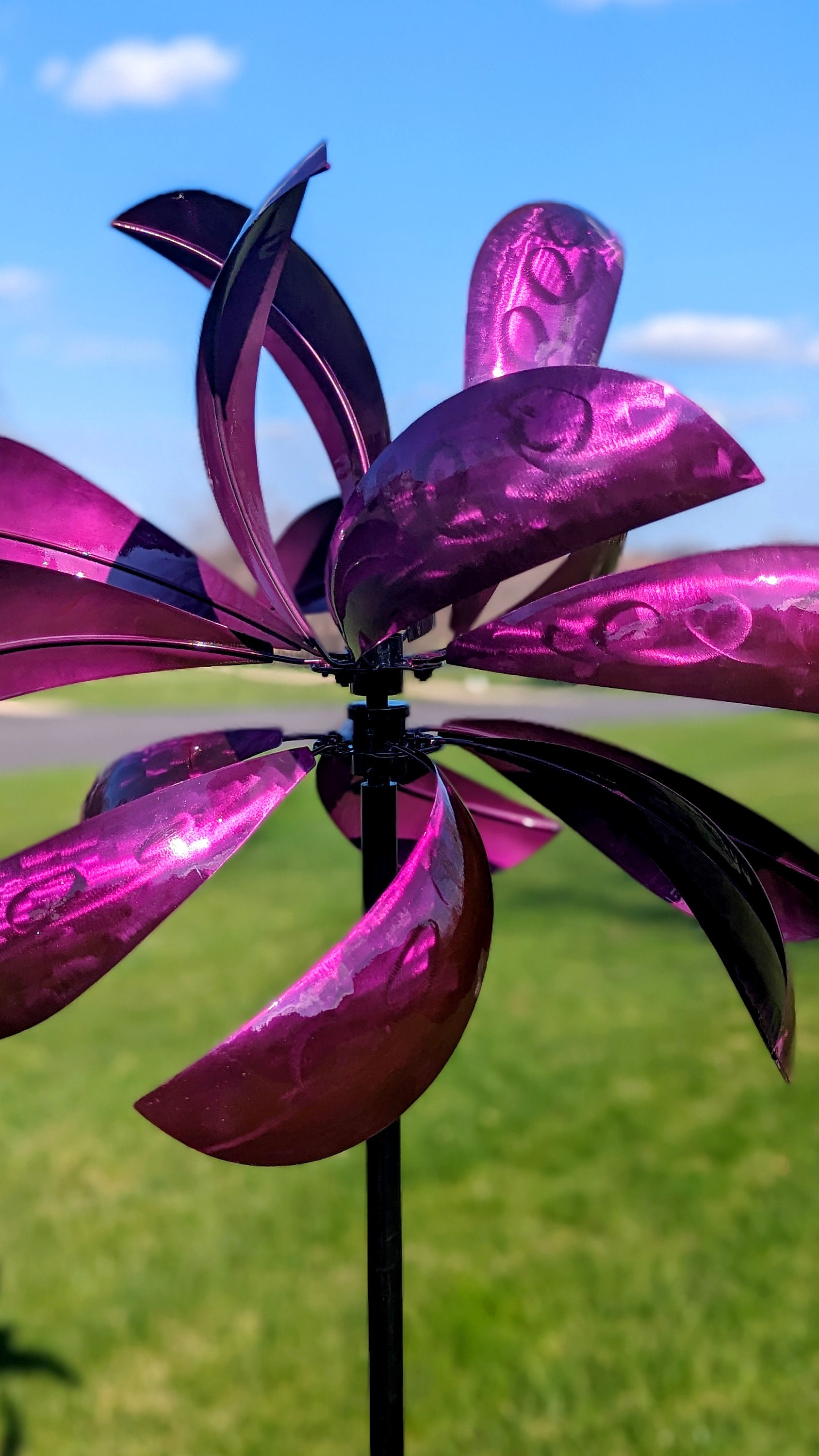 Purple Luminous Montana - Kinetic Wind Spinner - Etsy