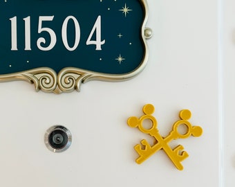 Concierge Keys - Disney Cruise Line - Platinum - Wooden Cruise Door ...