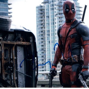 Ryan Reynolds Signed Autographed 8x10 Deadpool Photograph COA - Etsy