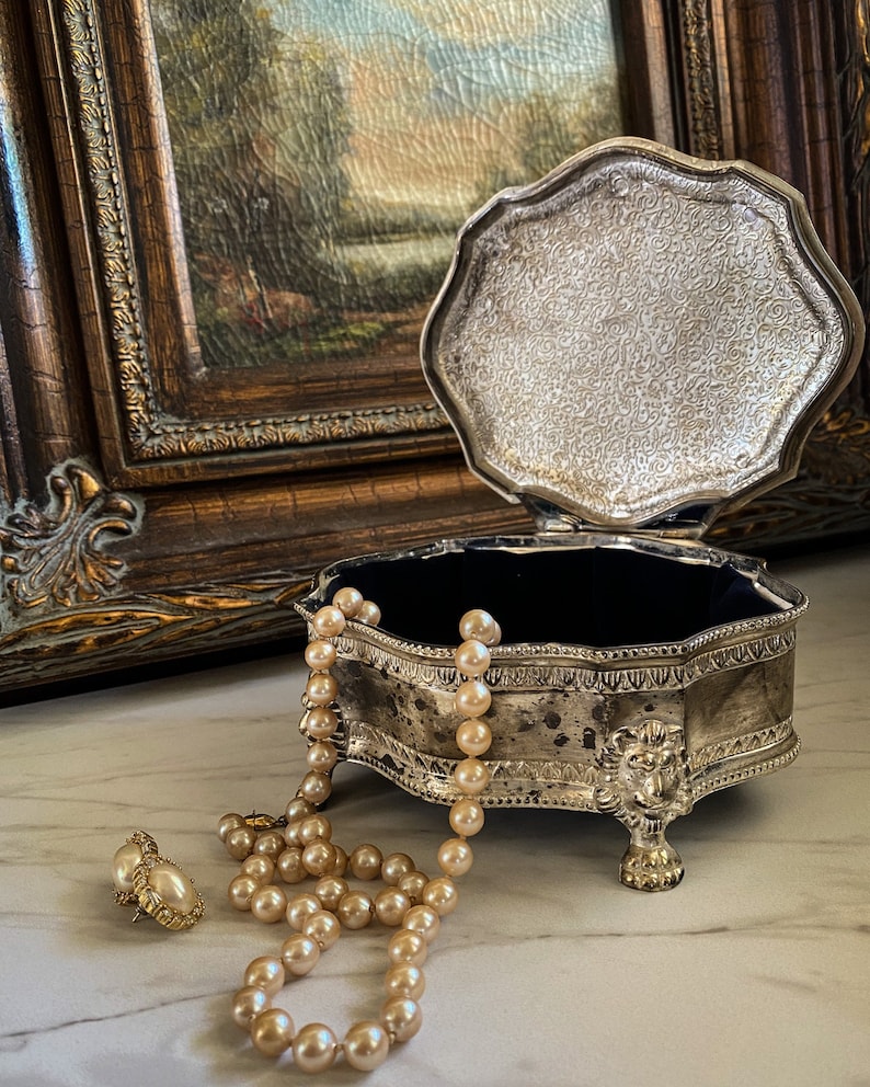 Vintage Ornate Silver Plated Trinket Box - Etsy