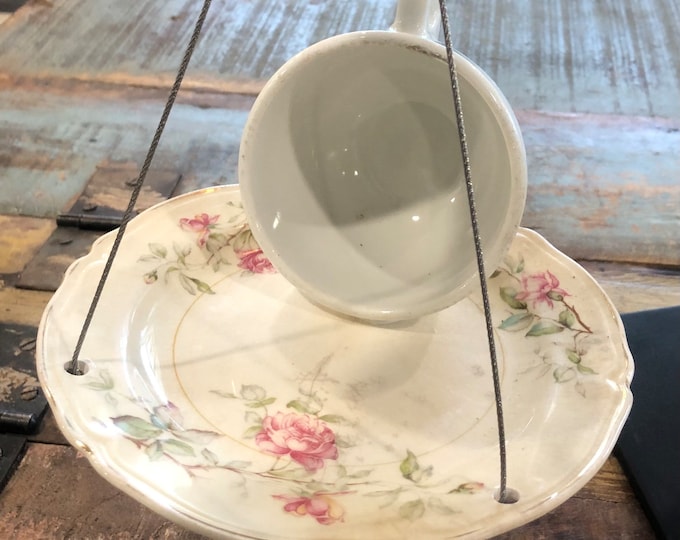 China Cup Bird Feeder, Upcycled China Cup and Saucer Bird Feeder ...