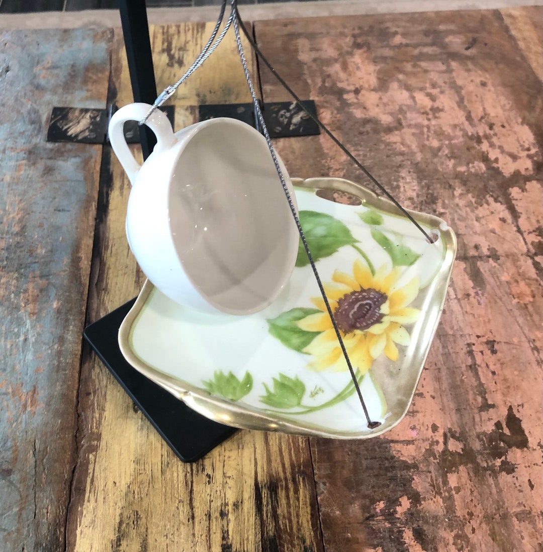 China Cup Bird Feeder, Upcycled China Cup and Saucer Bird Feeder ...