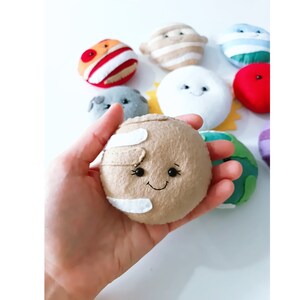 Handmade Felt Solar Systemfeaturing Sun and Planets Including - Etsy