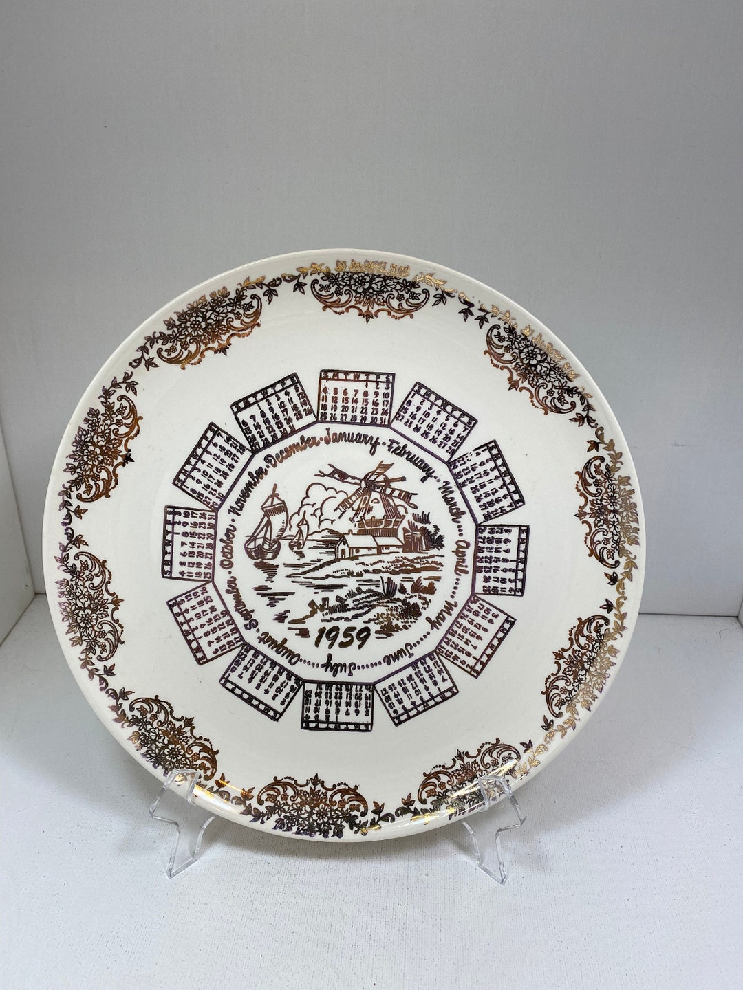 1959 Taylor Smith Taylor Calendar Plate With Gold Detailing - Vintage ...