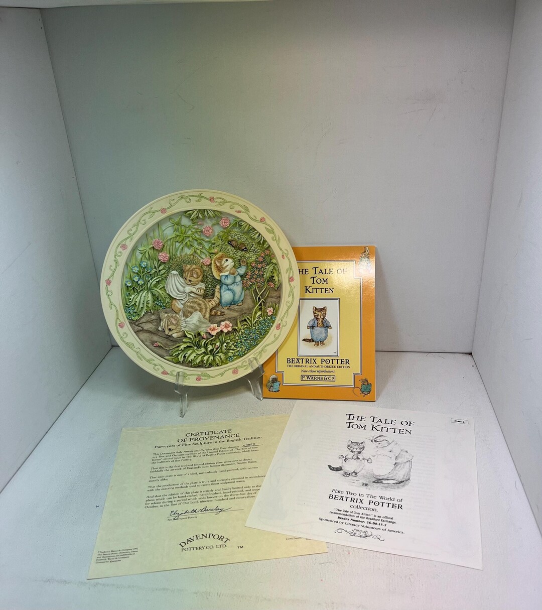 Vintage 1992 Davenport Pottery tale of Tom Kitten Plate & Book Set ...