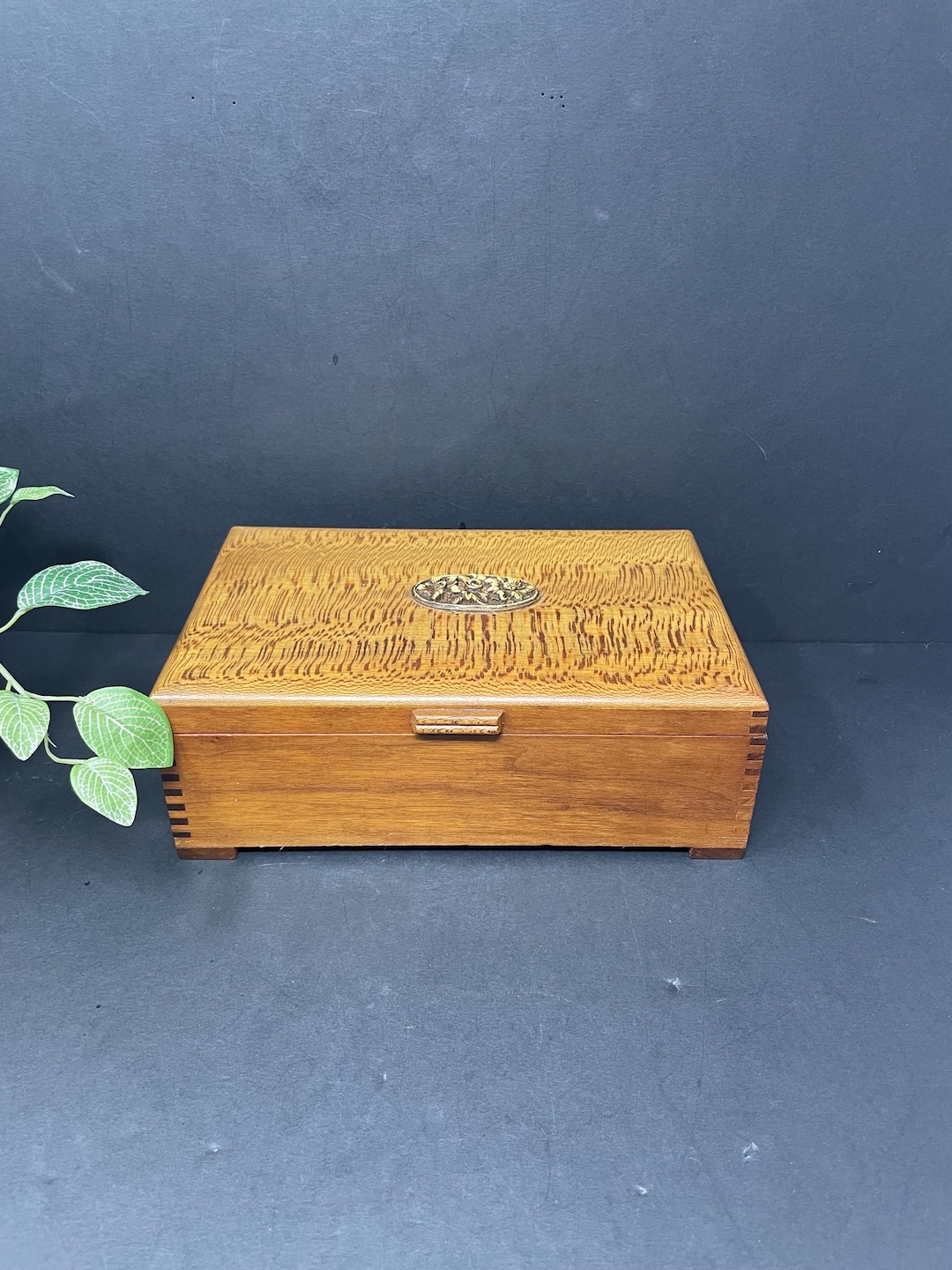 Vintage Hand Carved Leopardwood Box: Wooden Flowers, Footed Design - Etsy