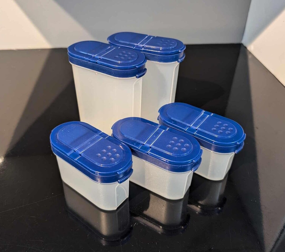 Vintage Tupperware Modular Mate Spice Shaker Set – 2 Large & 3 Small ...
