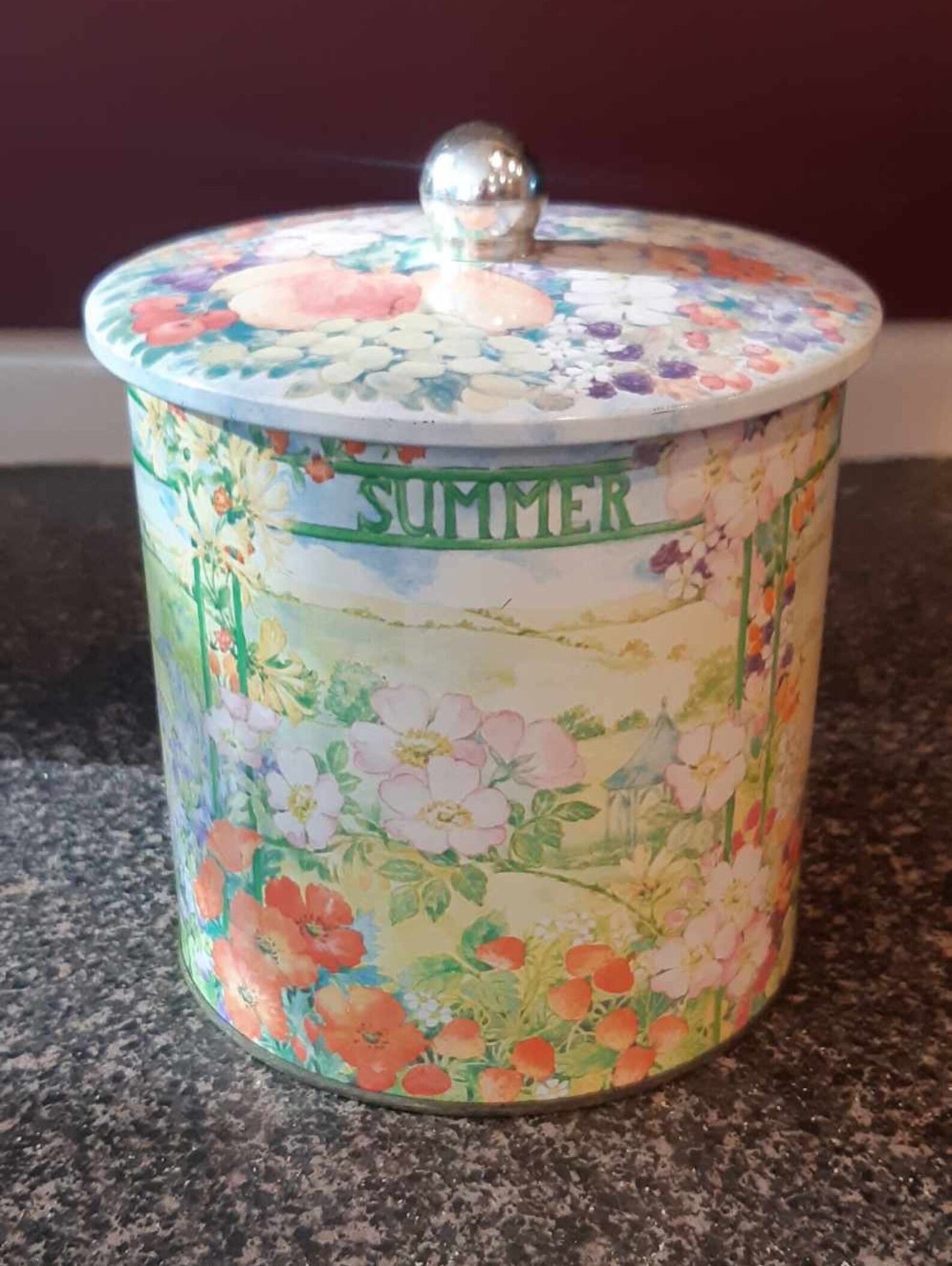 Vintage Biscuit Tin / Four Seasons Tin / Cookie Tin / Floral Tin - Etsy