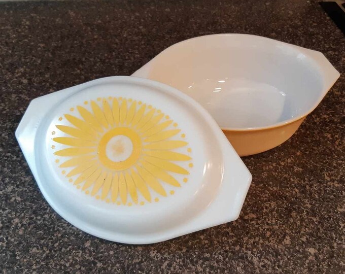 Vintage Pyrex. Sunflower Casserole Dish. Collectible Pyrex. Orange Oval ...