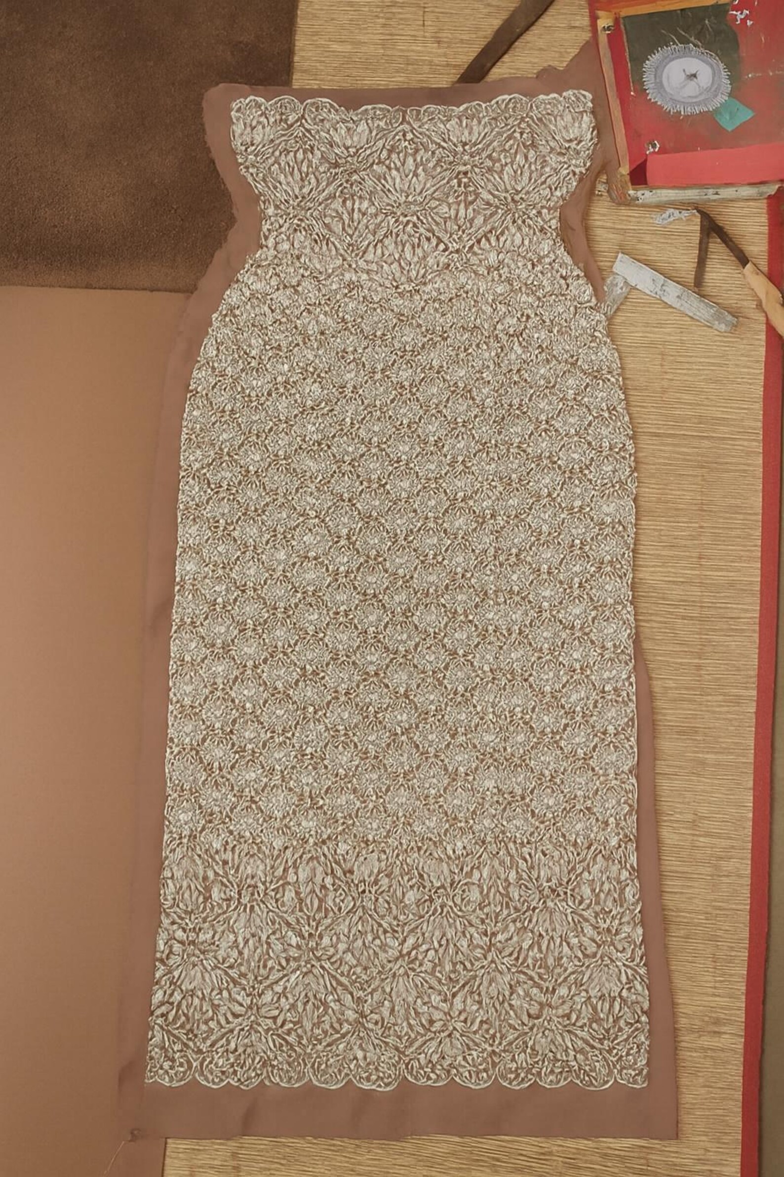 Mini Oscar Inspired Custom Mad Dress Hand Embroidery Dress for Wedding ...