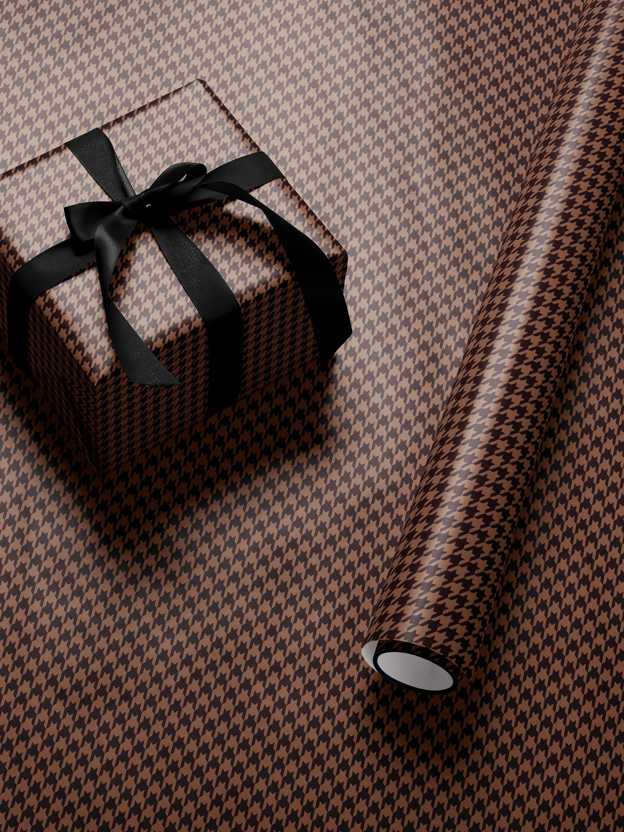 Houndstooth Wrapping Paper Classic Gift Wrap Design Classy Christmas ...