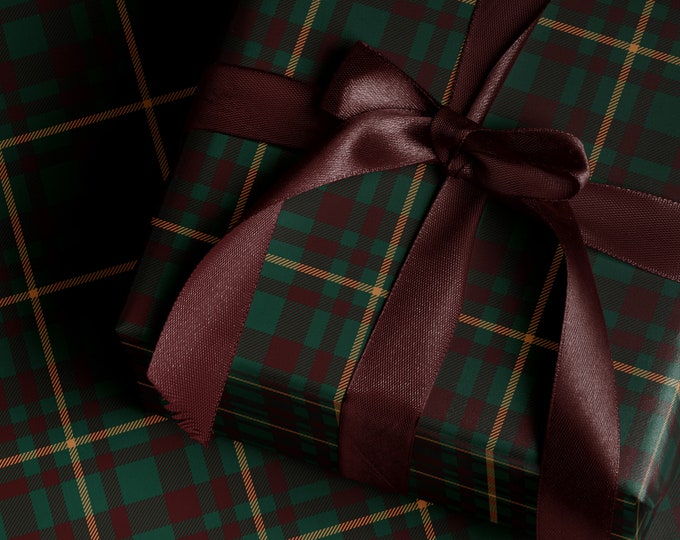 Holiday Wrapping Paper Traditional Gift Wrap Plaid Gift Wrap Red and ...